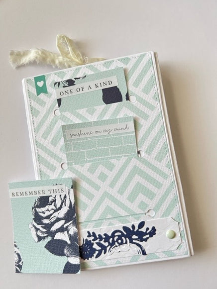 File Folder Mini Album| Scrap Diva Designs